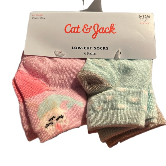 Cat And Jack Socks